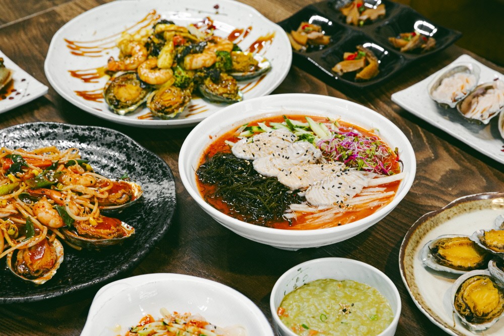 Wando: A Culinary Journey Through Korea’s Island of Abalone and Seaweed
